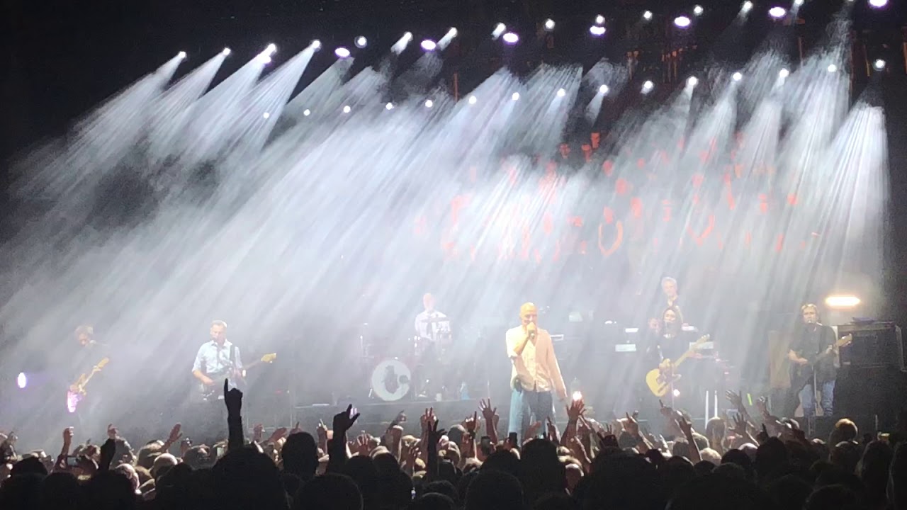 James - Sometimes (Lester Piggott) live in Edinburgh - YouTube