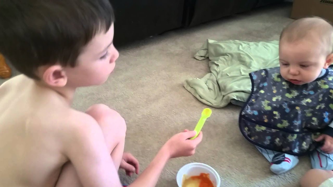 Alex and Eli feed clay - YouTube