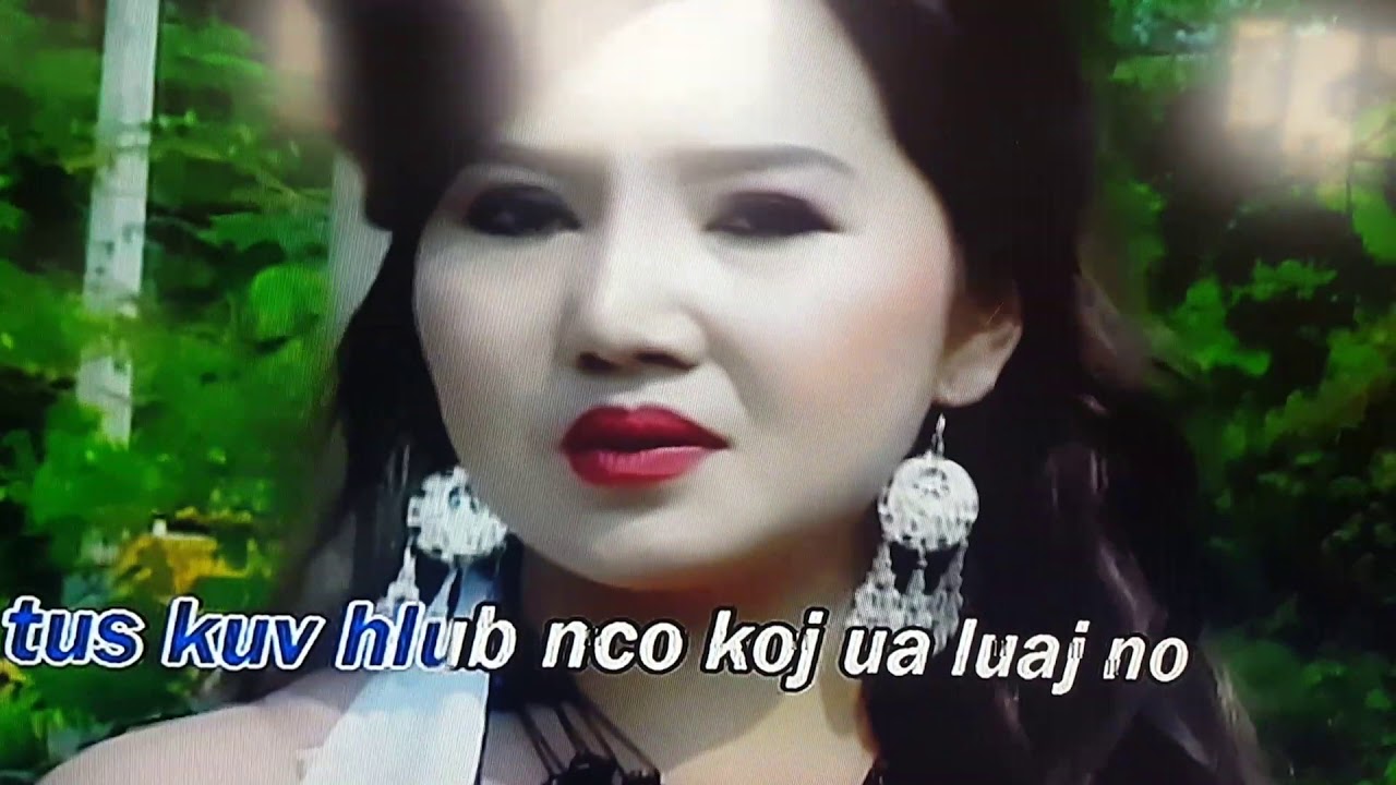 Hlub Tau koj Nyob Deb. Singer: Paj Suab Lauj - YouTube