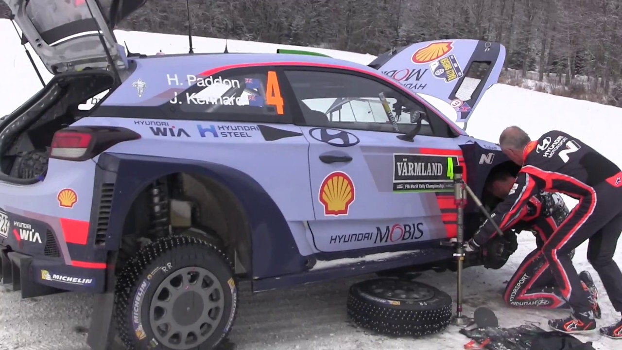 Rally Sweden 2017 Hayden Paddon puncture - YouTube