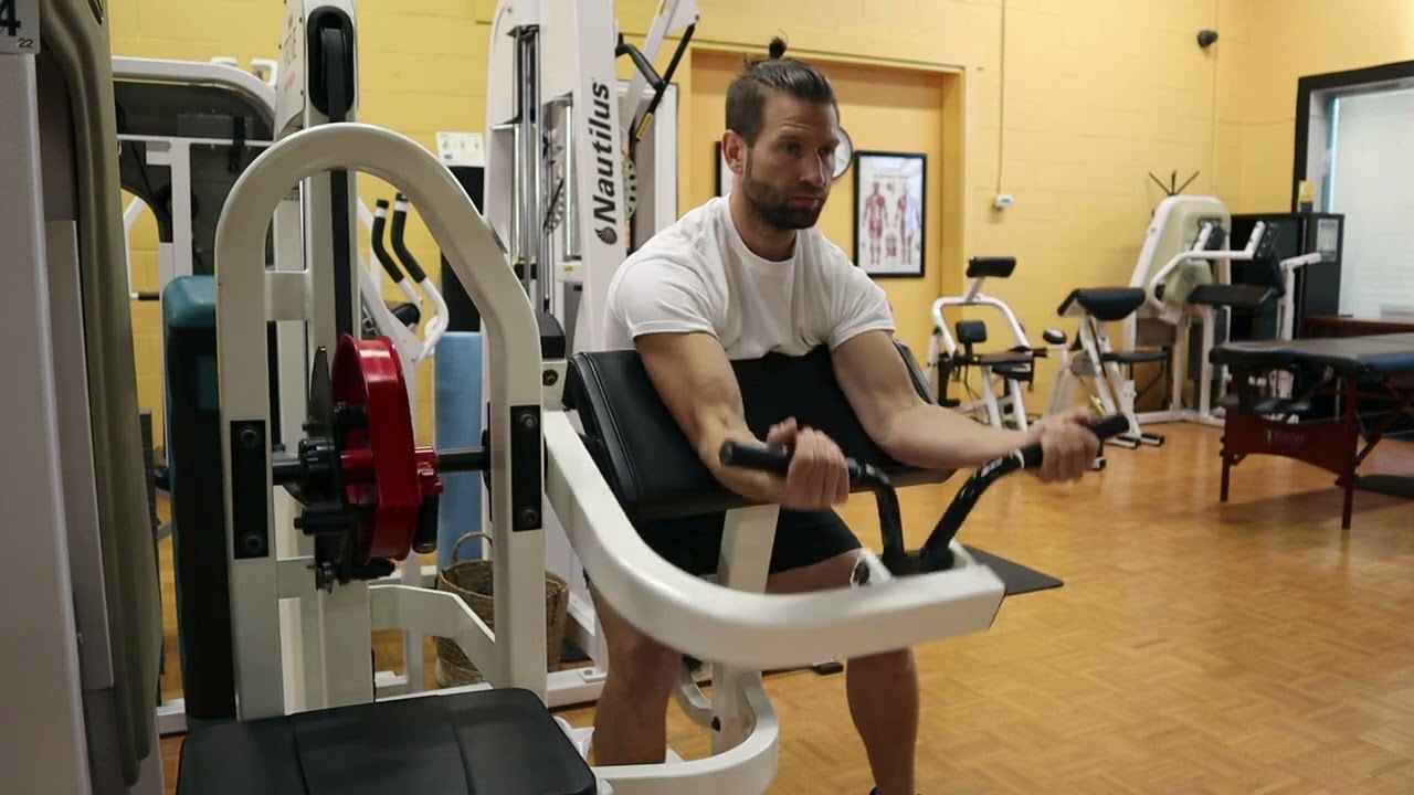 Machine Bicep Curl Strive Bicep Curl - YouTube