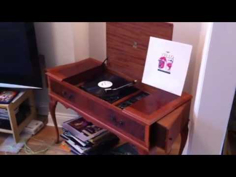 Vintage Dynatron Retro Record Player Playing some Vinyl - YouTube