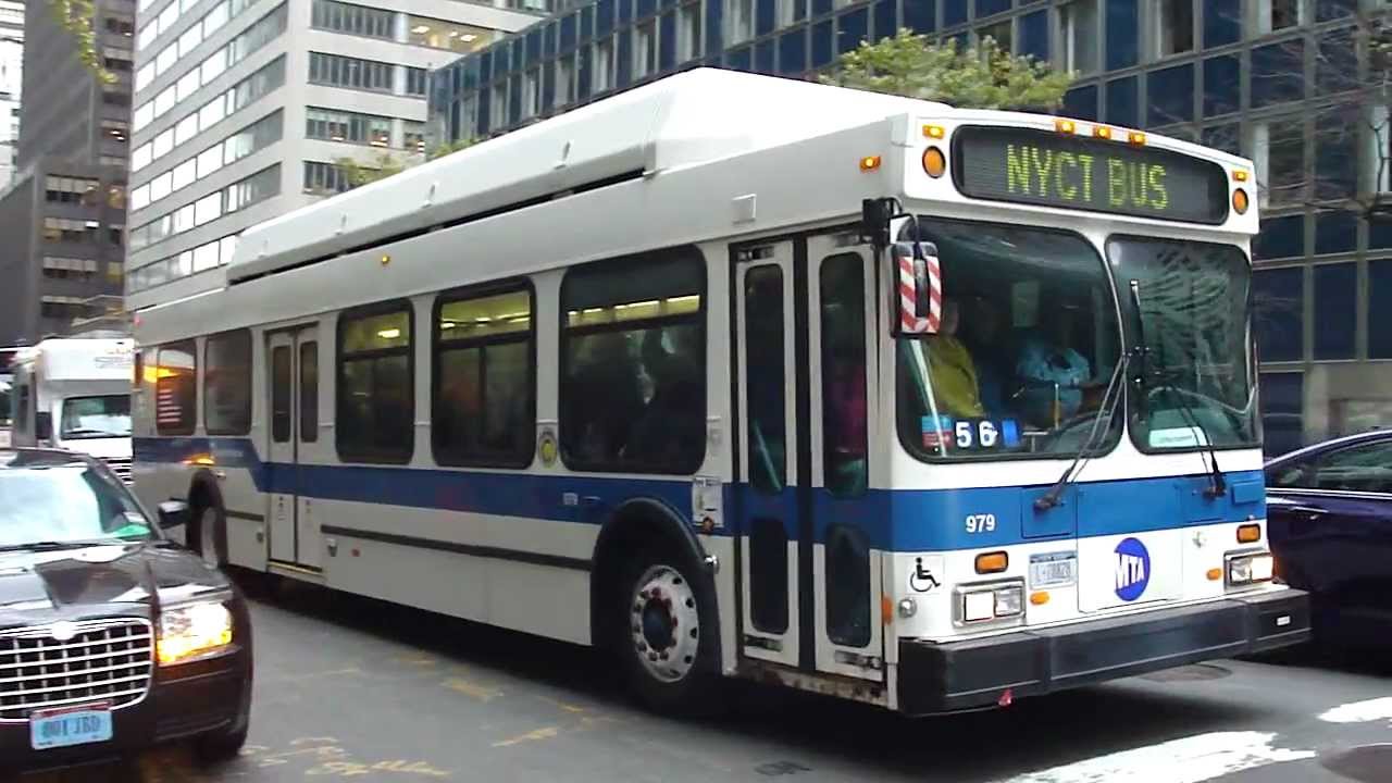 MTA NYCT Bus: 1995 Orion V #118 (Ex. #418) & 2000 New Flyer C40LF #979 ...