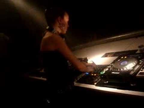DJ Audrey - Cokeluxe (13.04.2008) - YouTube