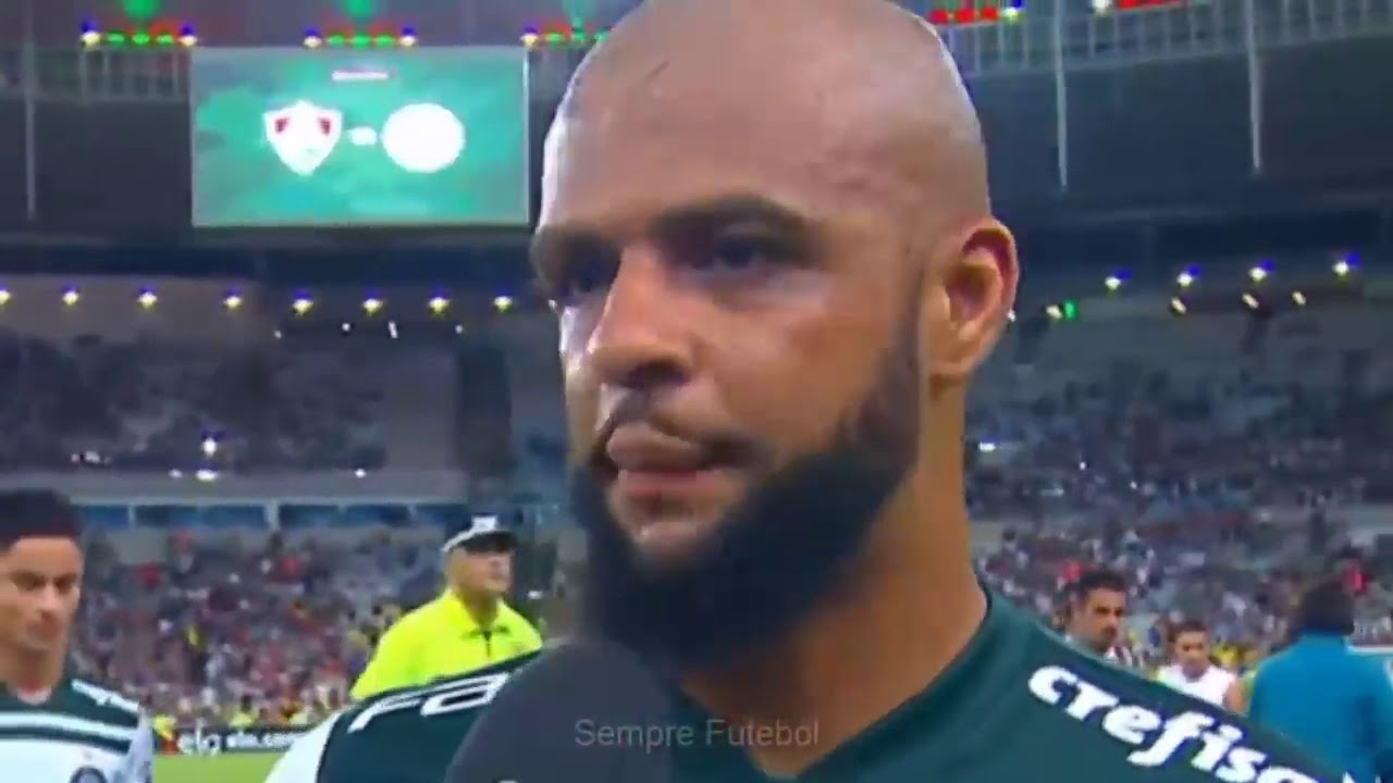 FELIPE MELO SAI DE CAMPO IRRITADO COM REPÓRTER - YouTube