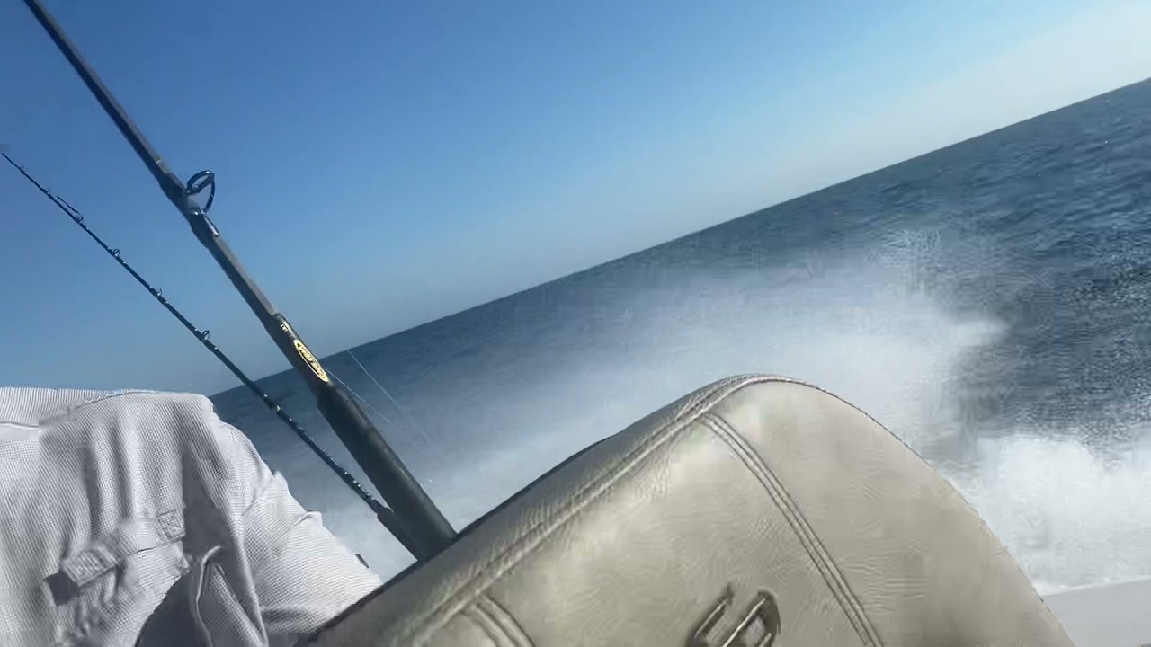 2021 Sea Pro 259 | Front Windshield Bounces Off During Ride to Gulf ...