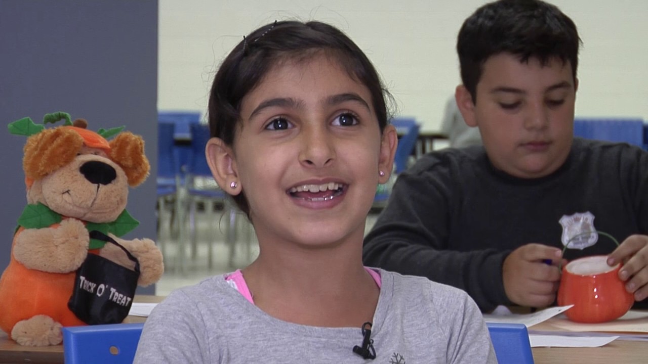 Newcomers' Kids Autumn Celebration - YouTube