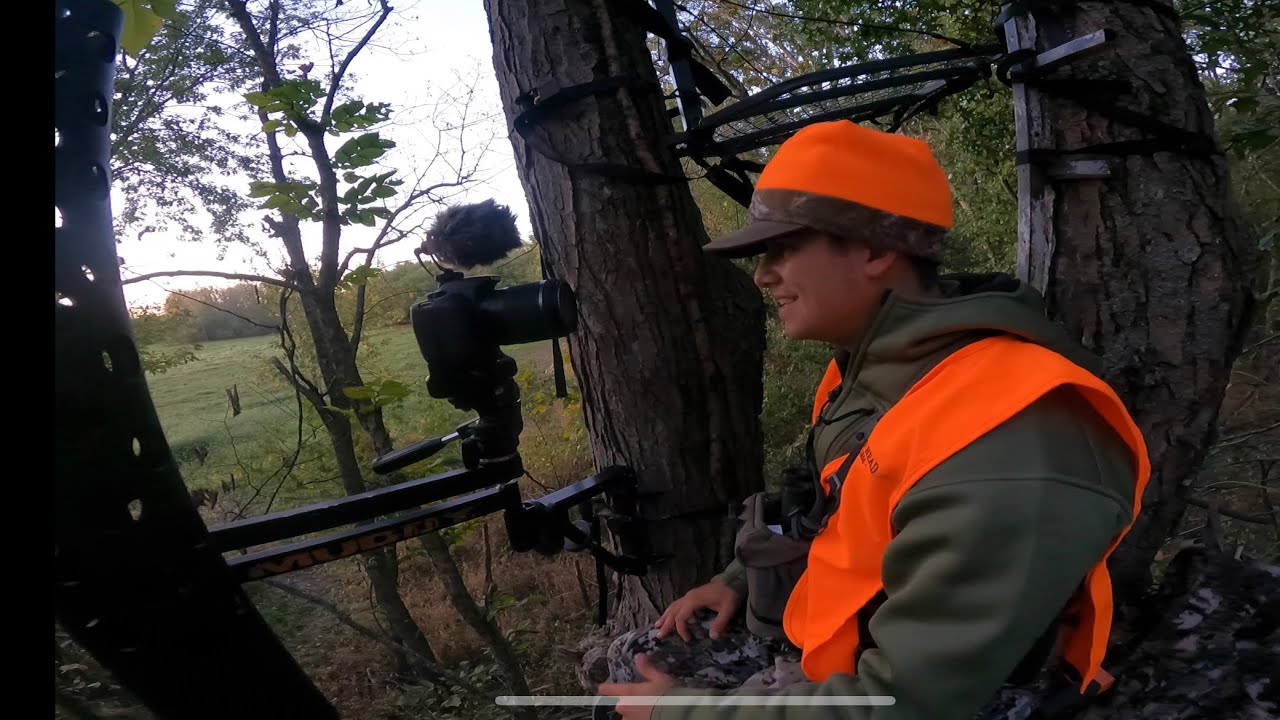 First Deer of the year! | Deer hunting in early October - YouTube