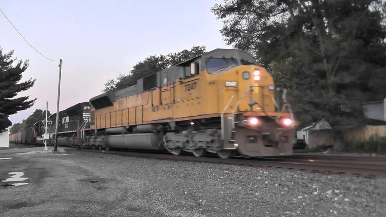 NS 7247 West Awesome RS5T Horn! - YouTube