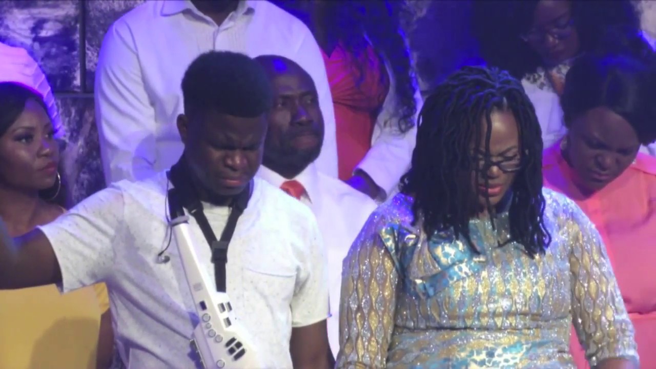 Tomi Favored -BOW 2017 CONCERT FULL VIDEO - YouTube