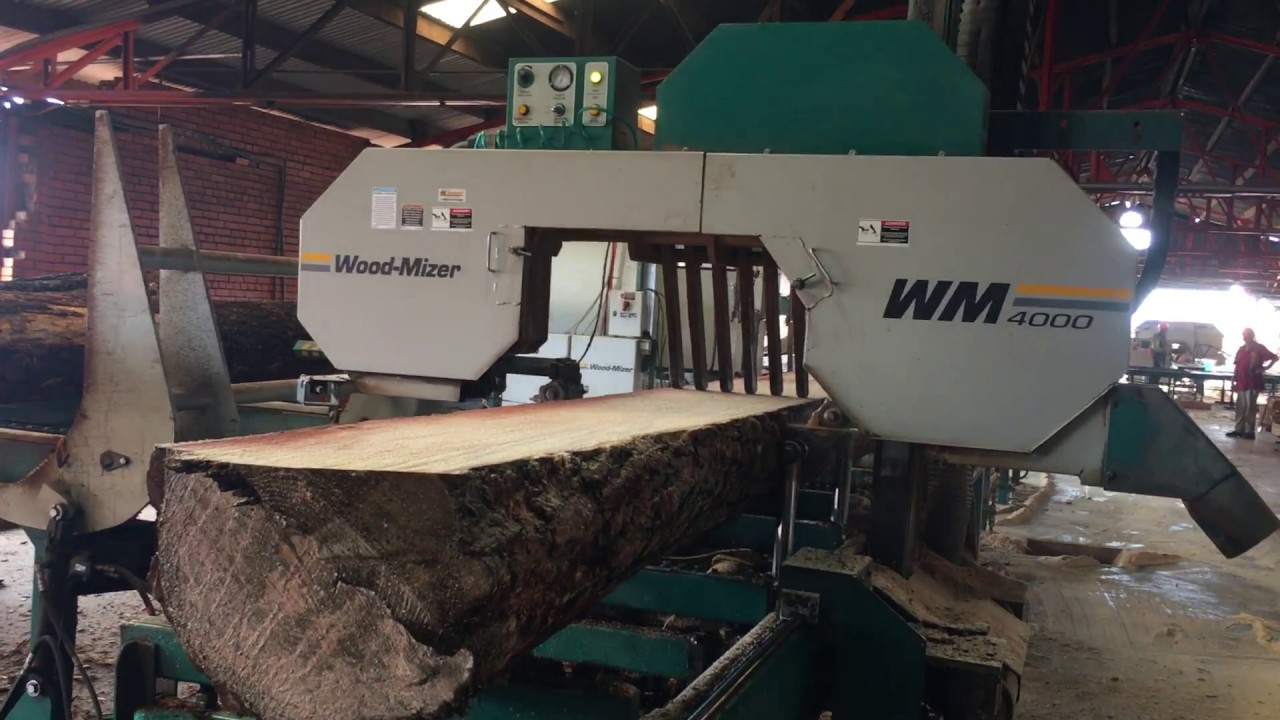 Wood-Mizer WM4000 Sawmill Operation in Mexico - YouTube