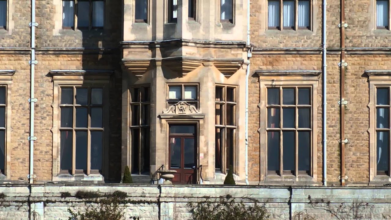Olympus XZ-10 Test Video With Zoom