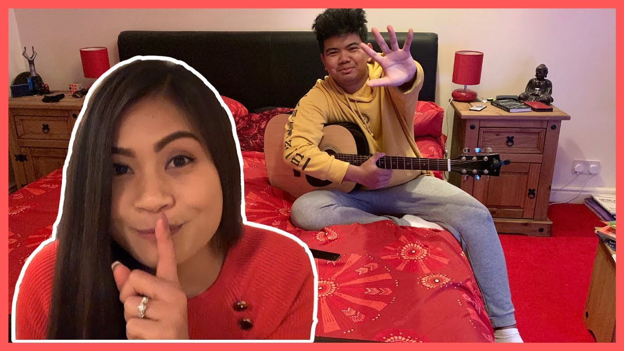 บุกห้องนอนหนุ่มน้อย | จะเจออะไรบ้าง? | Nammy E - YouTube