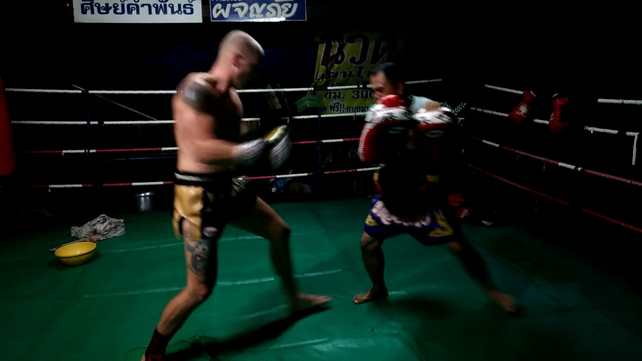 Mr.Mihkel Saar เรียนมวยไทยที่ค่ายมวยผจญภัย สนใจเรียนมวยไทย 083 562 4680 ...