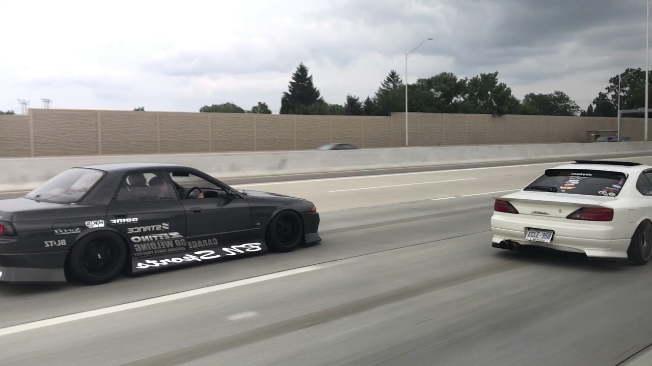R32 S15 mobbin Chicago - YouTube