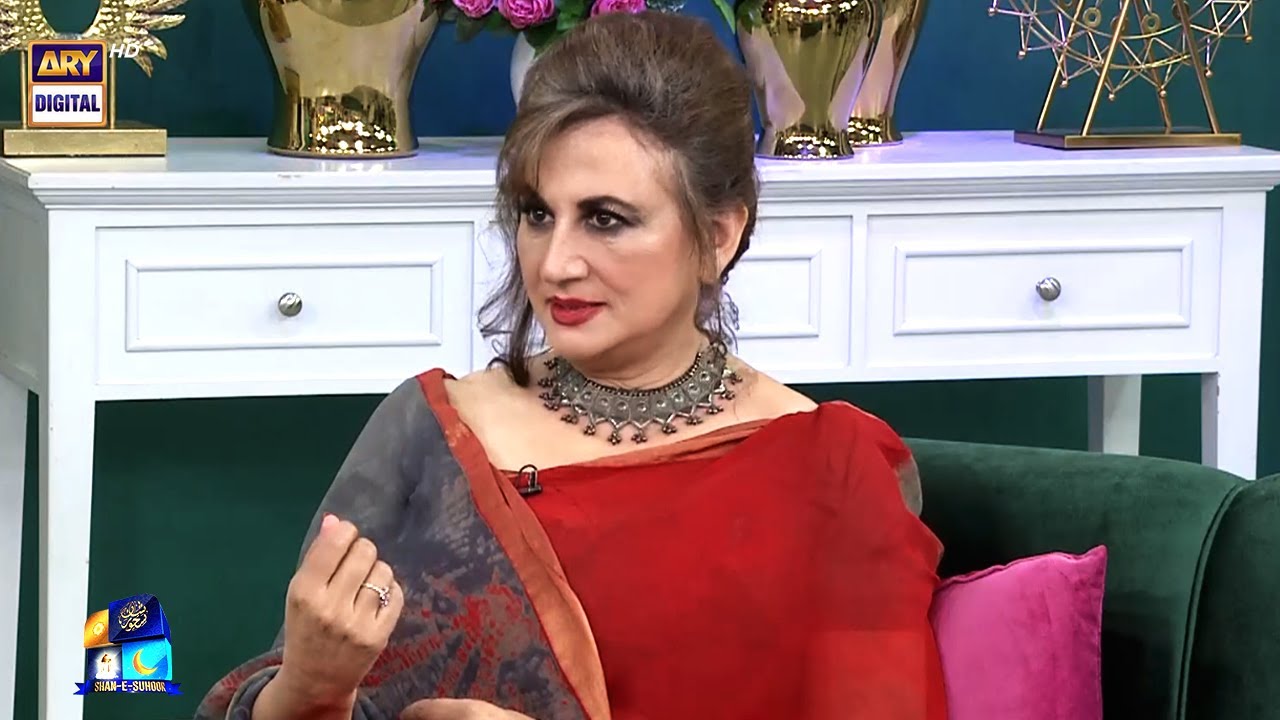 Pehle Zamane Mein Showbiz Industry Mein Kam Karna Kaisa Tha? Faryal ...