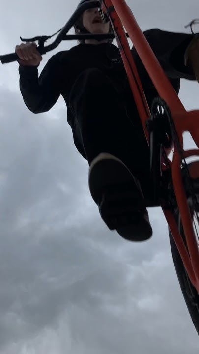 Just a little bmx edit - YouTube