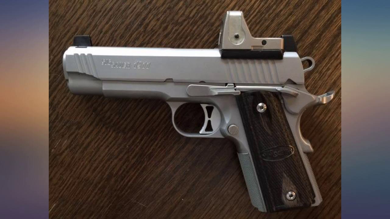 Trijicon RMR 7 MOA Dual-Illuminated Amber Dot Sight review - YouTube