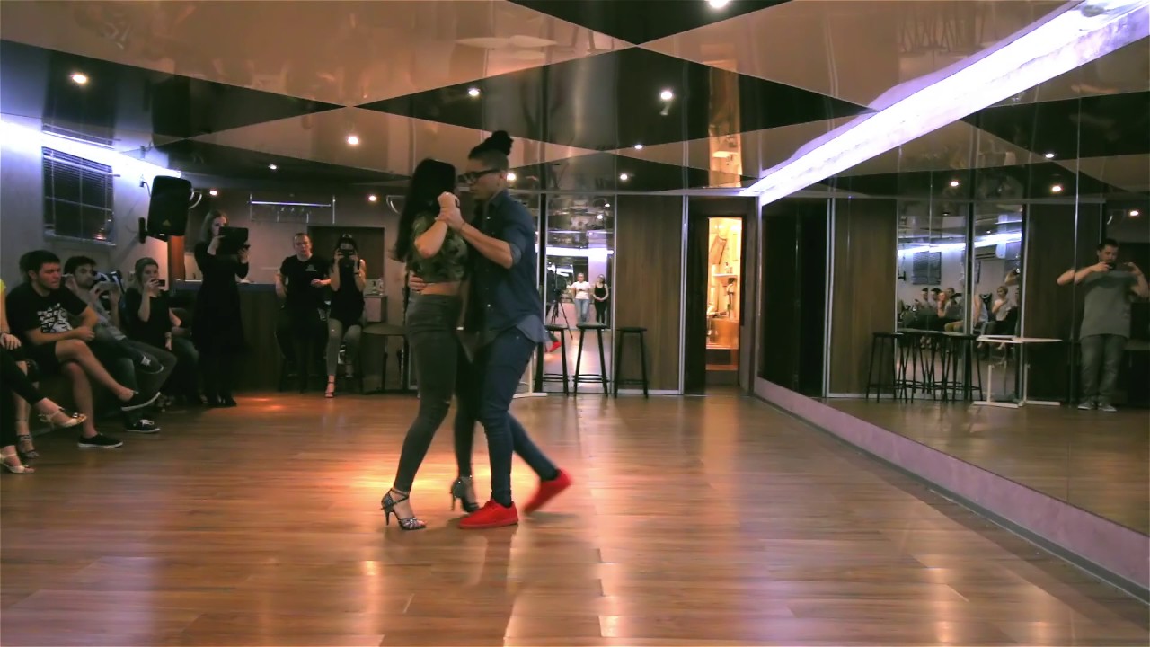 Rafael Dos-Santos & Elena Pershina 1-day Workshop urbankiz/tarraxo 12. ...