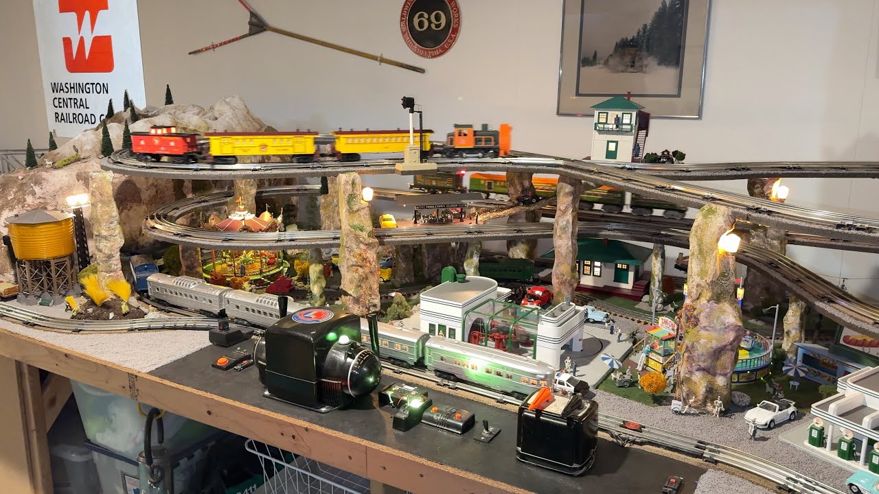 Jim's Old Lionel Trains & Layout - YouTube