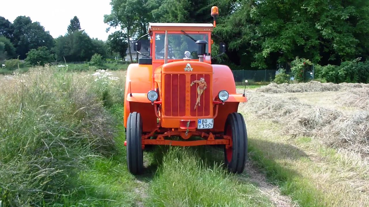 HANOMAG R55 - YouTube