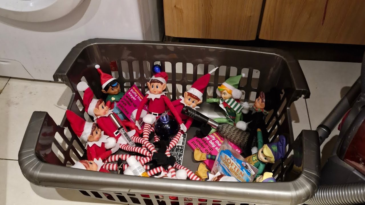 finding my elves day 3 2024 - YouTube