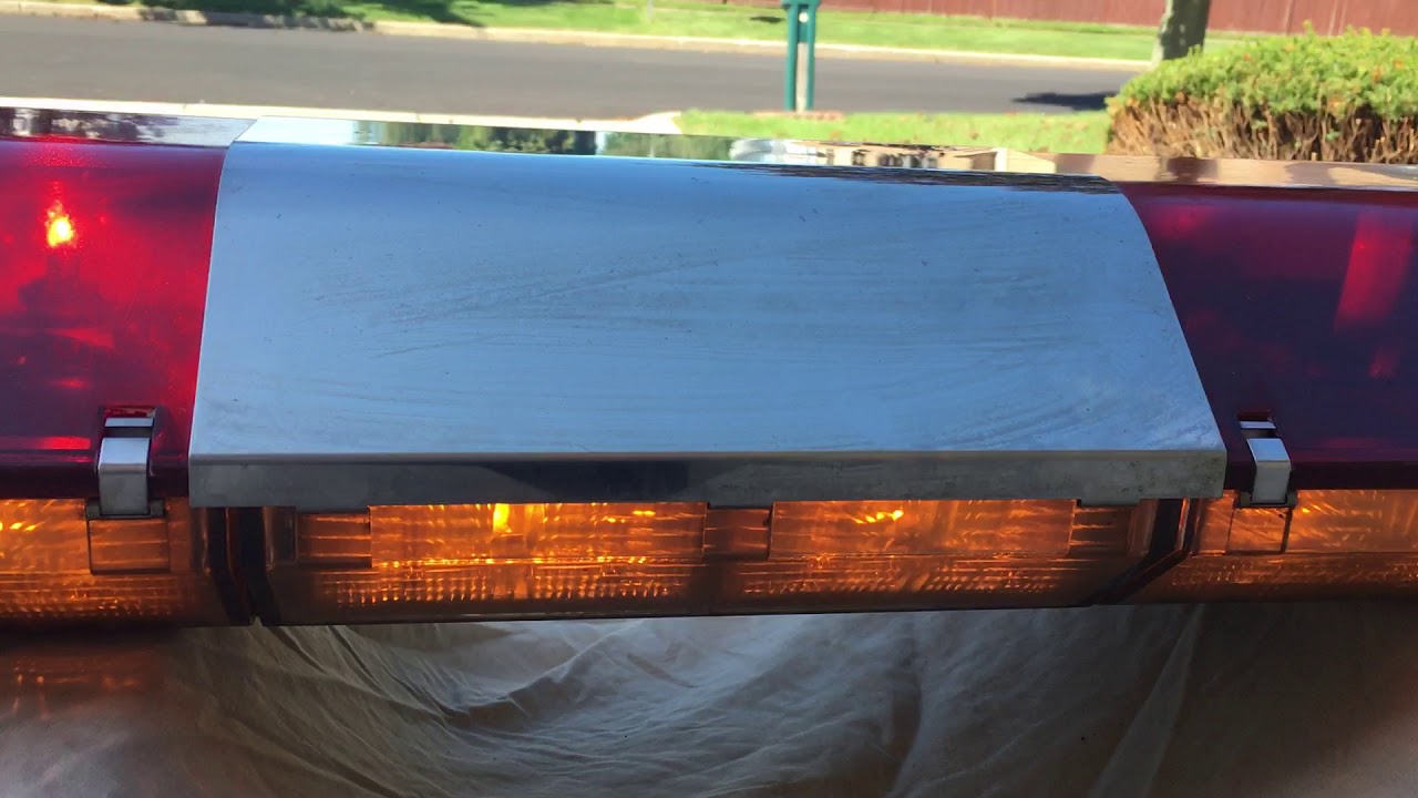 Code 3 MX7000 Red Dome with Speaker - SOLD - LightbarParts.com - YouTube