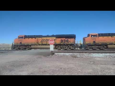 WB BNSF Domestic Intermodal Train At Nebo Ca! #bigbossrailfanner - YouTube