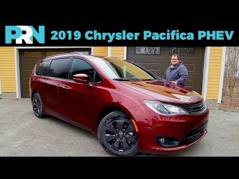 2019 Chrysler Pacifica Hybrid | 2,000km PHEV Ontario Road Trip