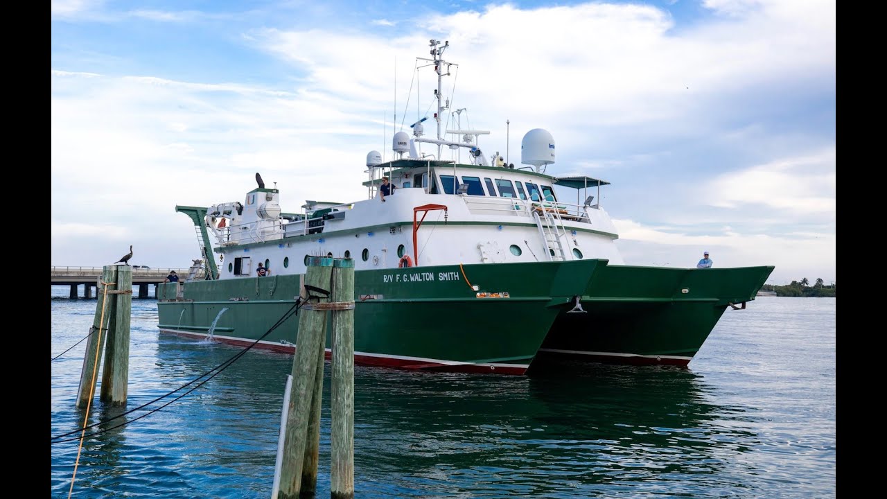 The Rosenstiel School's research vessel, F.G. Walton Smith - YouTube