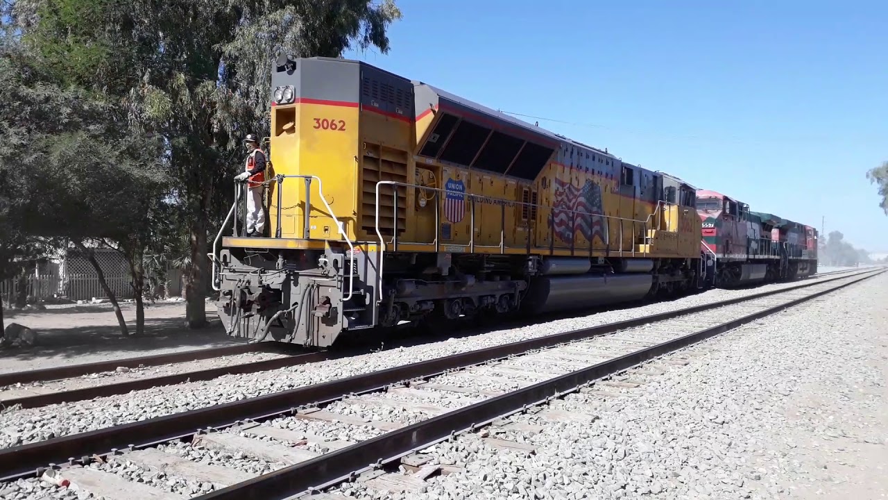 FXE 4558, FXE 4557, UP 3062, movimiento en el ladero Pascualitos .. parte 4... 9 nov 2020 ...