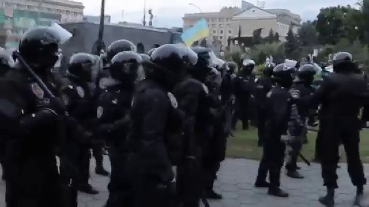 Riot Police Disperse Euromaidan Rally In Kharkiv Ukraine #2 - YouTube