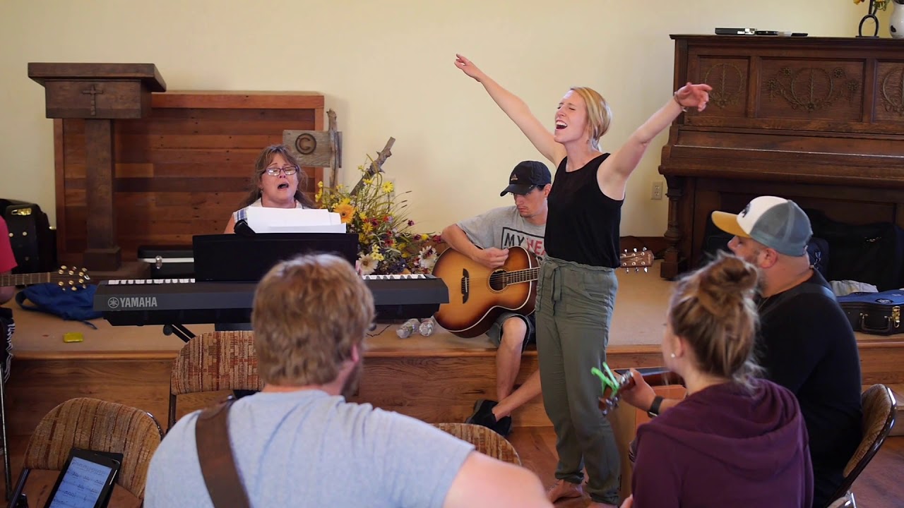 Miracles (feat. Misty Scott) [Live] - YouTube