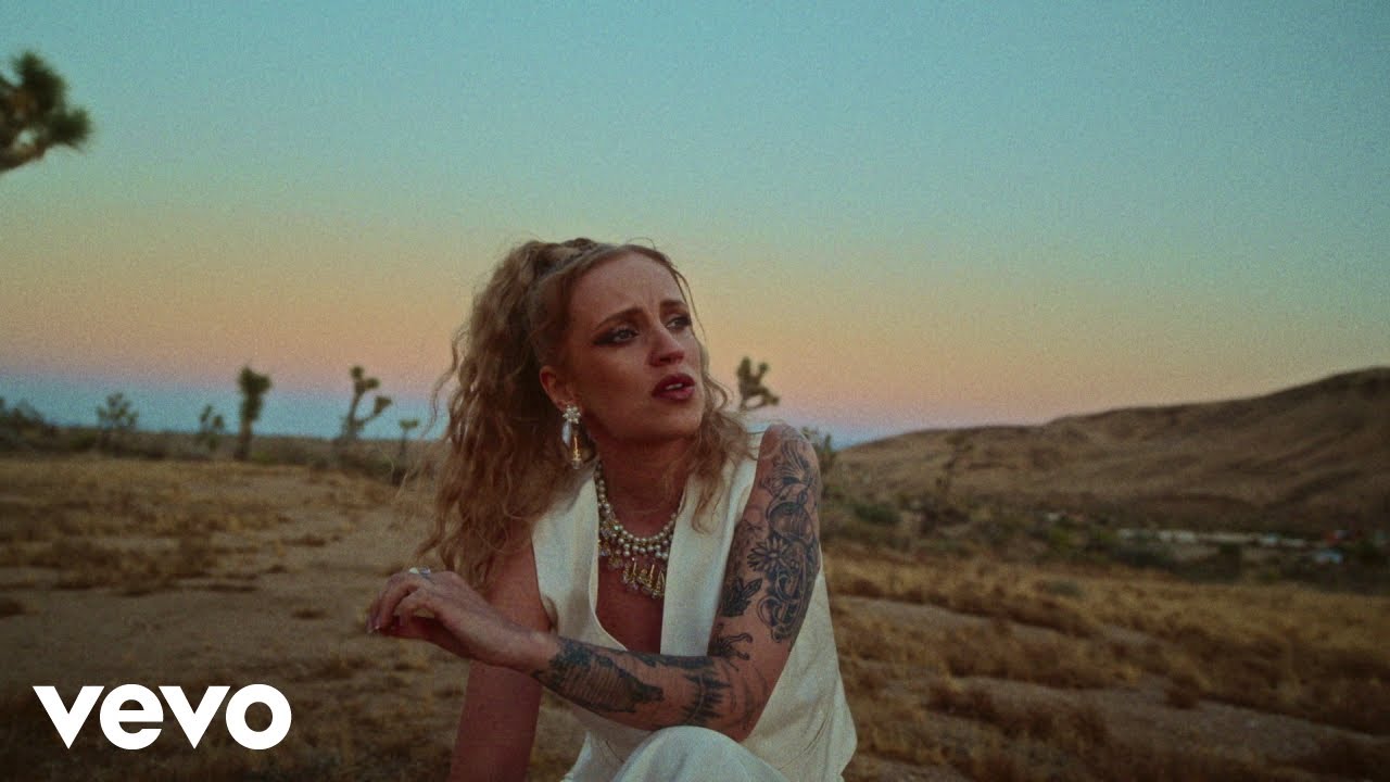 Haloo Helsinki! - Voiko enkelitkin eksyä - YouTube