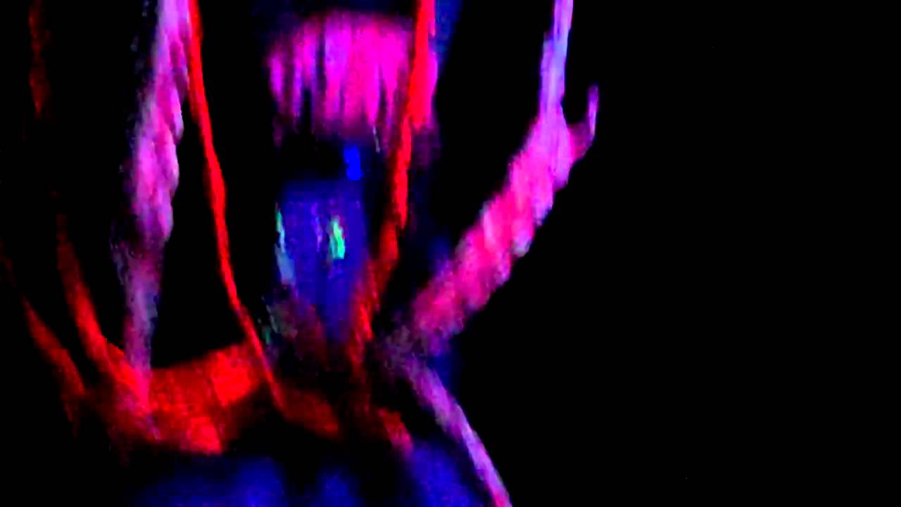 Full Uncle Bobo's Bigtop of the Bizzare Maze at Knotts Scary Farm - YouTube