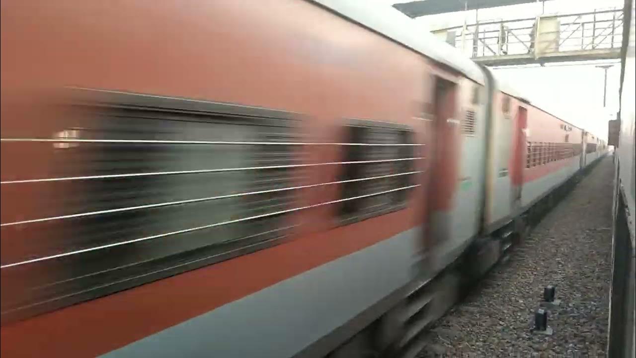 Golden Temple Mail Superfast || Crossing Ambala Delhi Express || High Speed - YouTube