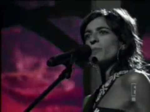 Malo Bebe (Grammys Latino 2005) - YouTube