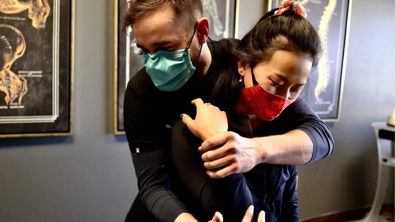 *ACROBAT* DISC HERNIATION | Chiropractic Adjustment Relief | Dr ...