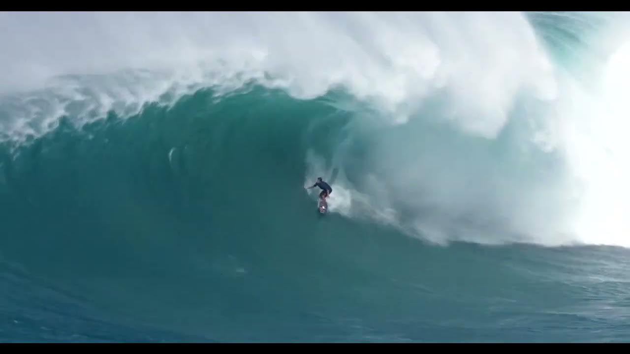 Wave Barrel at Jaws Maui Pe'ahi Big Wave Surfing - YouTube