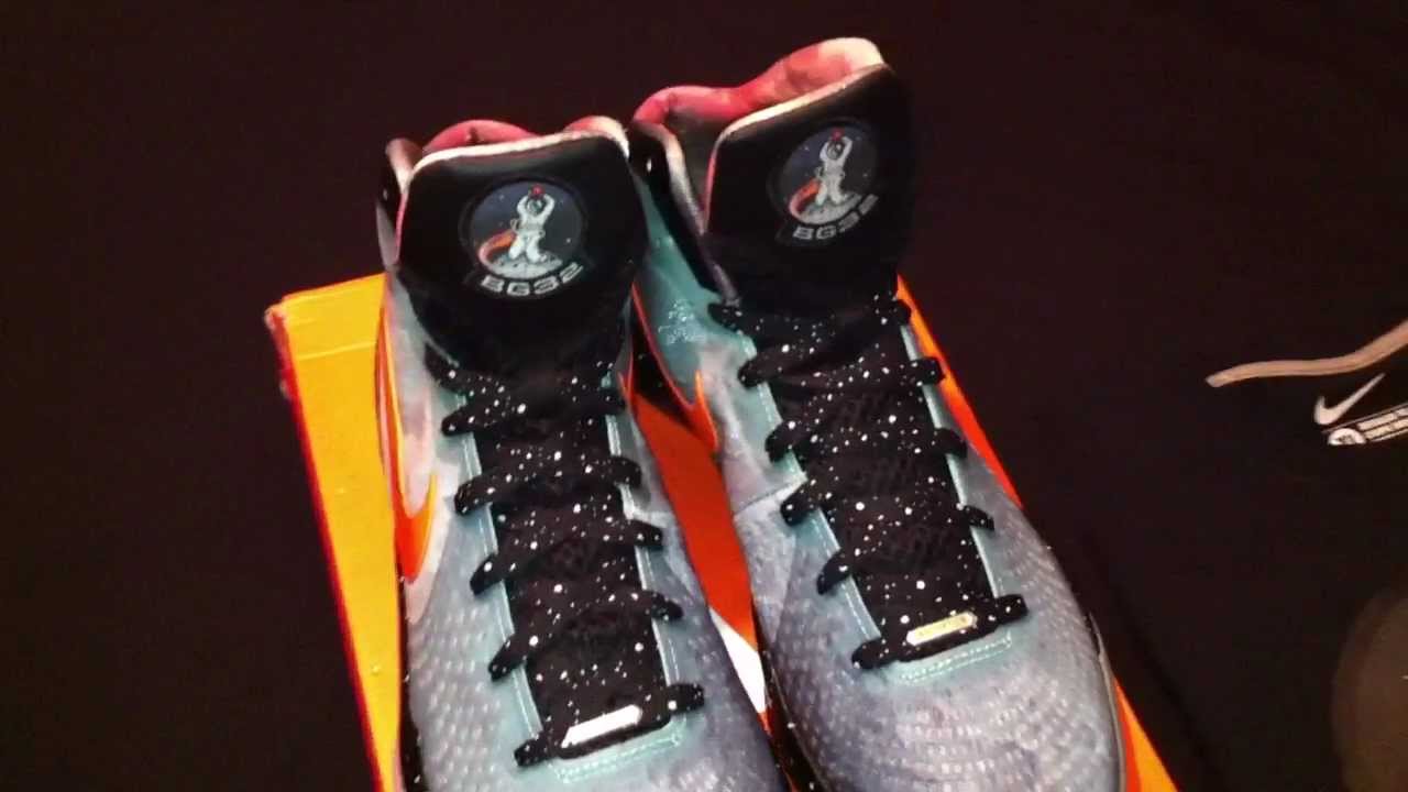 Nike Zoom Hyperdunk 2011 Supreme "Blake Griffin" Galaxy - The DGR ...