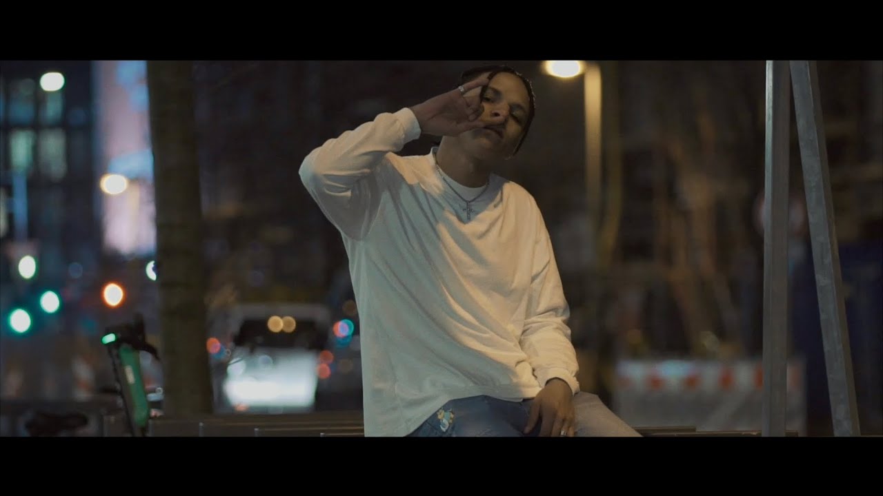 dwayne - Romantic Trapstar - YouTube