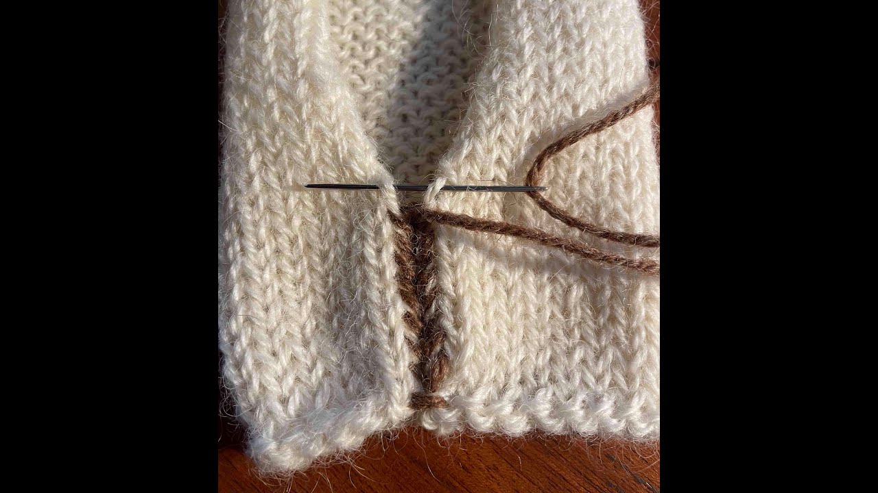 Chain stitch - how to join knitted panels - YouTube