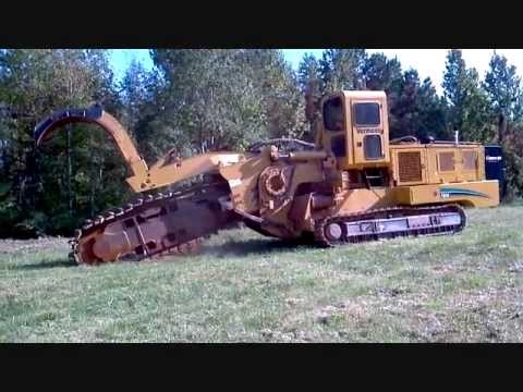Vermeer T858 Track Trencher - YouTube