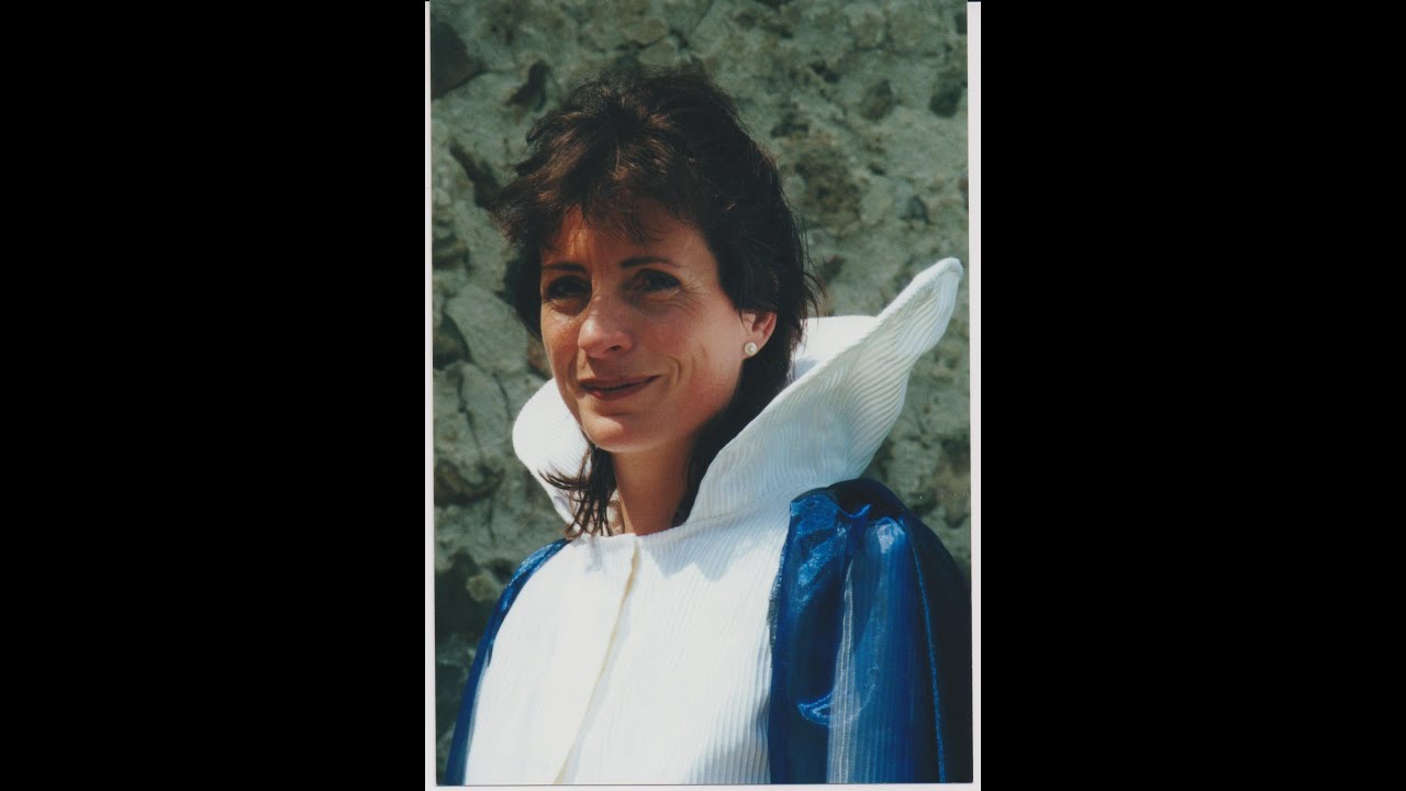 Ave Maria de la Milin - YouTube