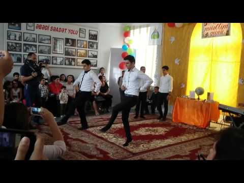 75 sayli mektebin reqqaslari
