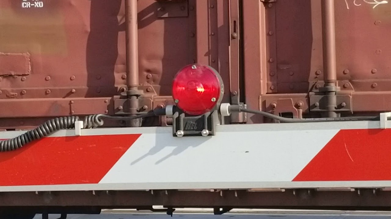 RECO Incandescent Gate Light - YouTube