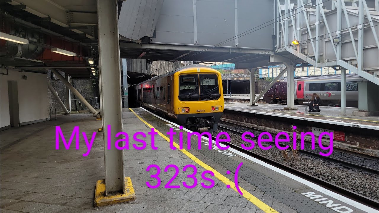 323240 and 323216 departing Birmingham New Street - YouTube