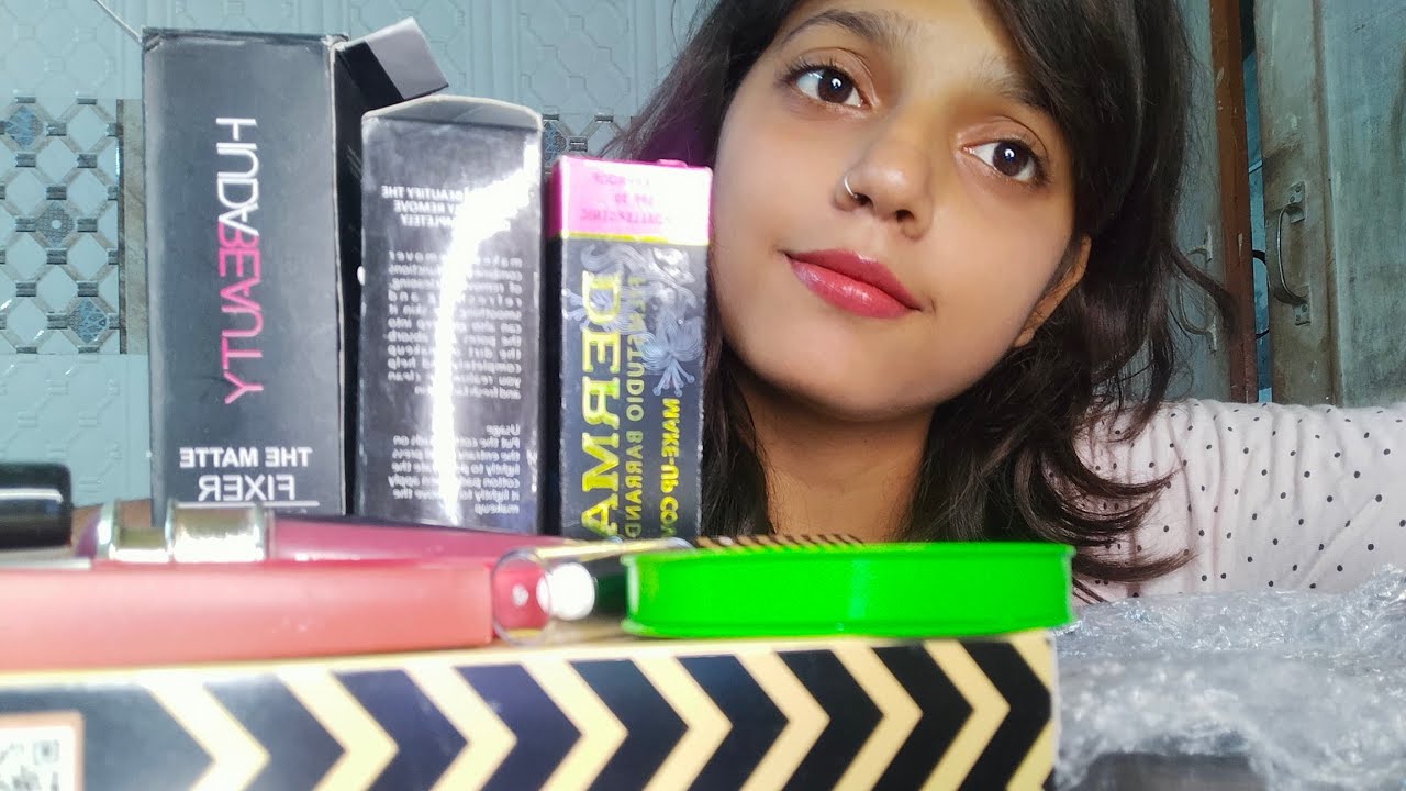 unboxing sasta makeup from Delhi - YouTube