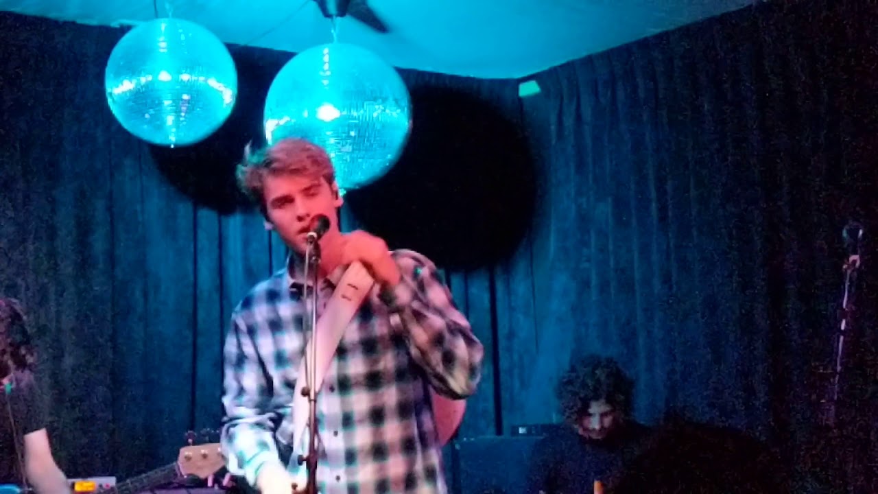 Jack Gray - Drunk Talk - LIVE Melbourne - YouTube