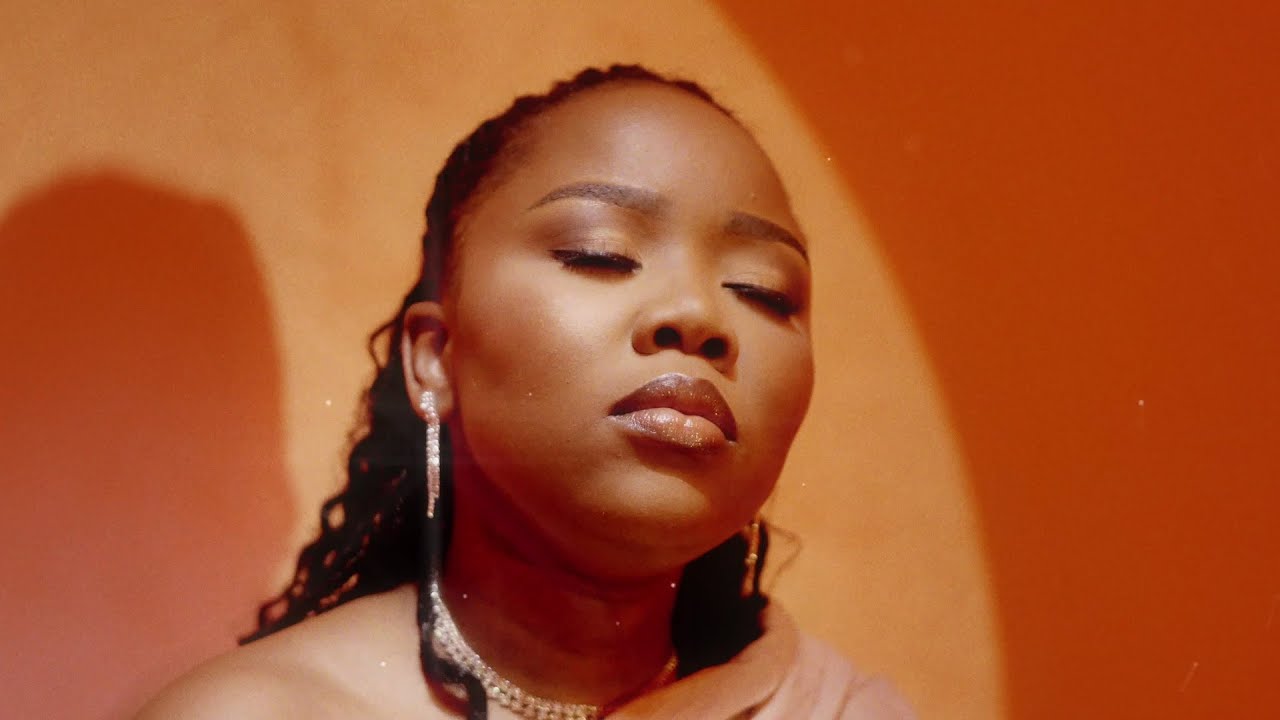 Nontokozo Mkhize - Esandleni (Acoustic Video) - YouTube Music